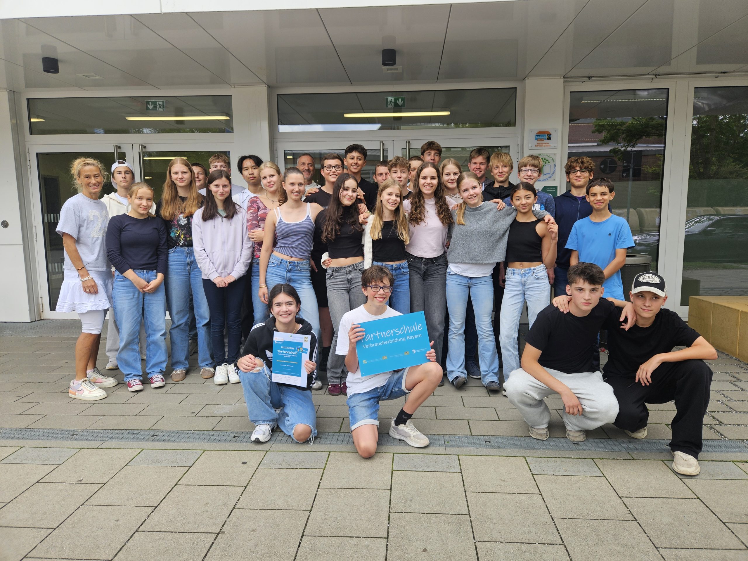 Auszeichnung als Partnerschule Verbraucherbildung Bayern 2024/25 ...